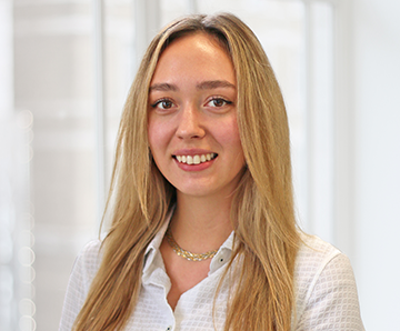 Chief Marketing Officer, Agnes Mossina - Erevena